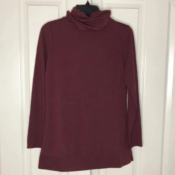 Lisa Rinna Collection | Sweaters | New Lisa Rinna Ruched Neck Turtle ...